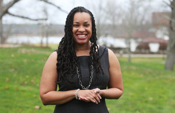 7 South Coast'rs Give Us Their Summer Reading Recs - South Coast Almanac